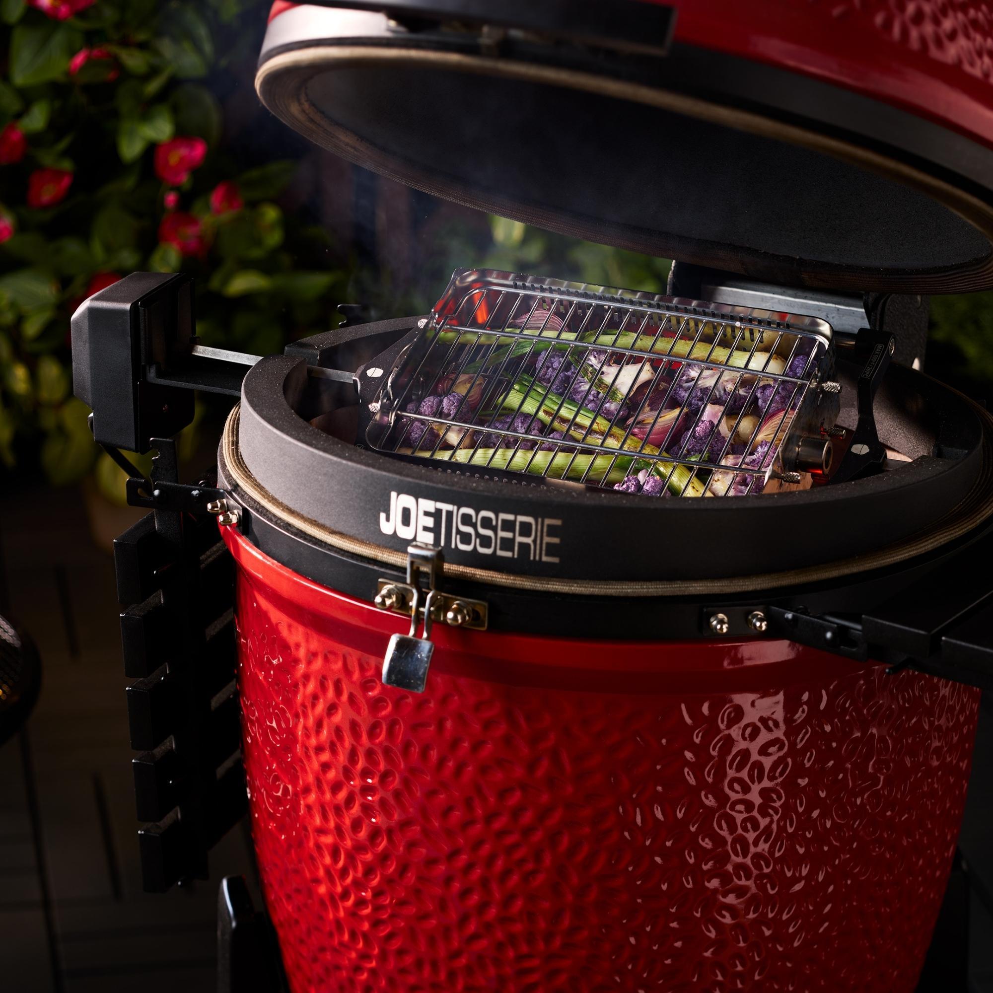 Classic II Kamado Joe + Adventurer Pack | BBQ Land
