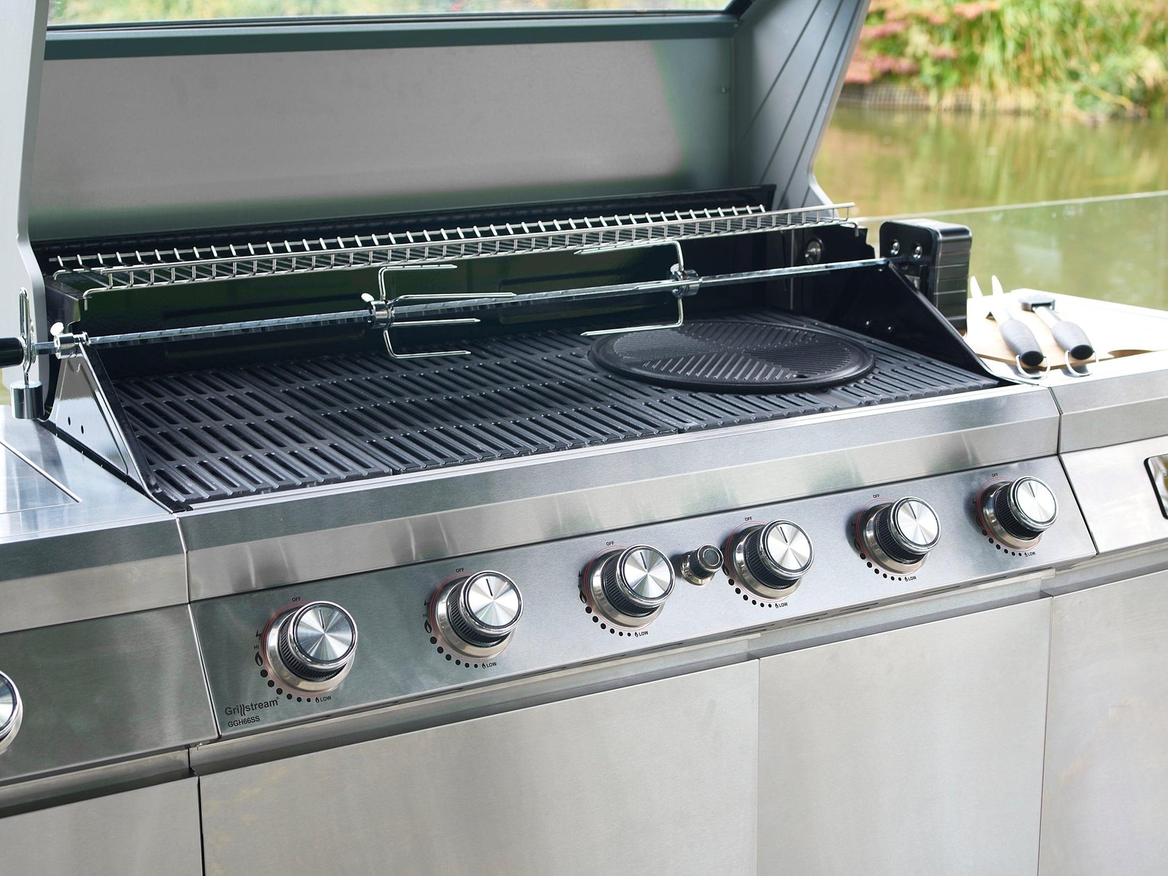Grillstream Island 6 Burner Hybrid Gas & Charcoal BBQ | BBQ Land